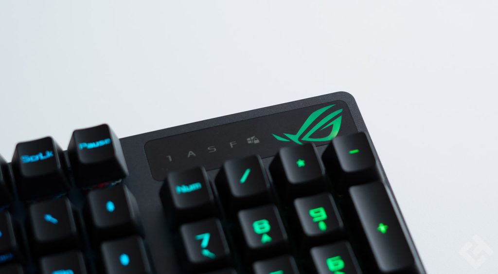 Test Asus ROG Strix Scope RX : Un clavier gamer différent